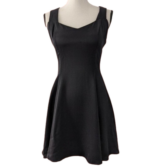 Scott McClintock | Dresses | Scott Mcclintock Black Mini Dress Crosses ...